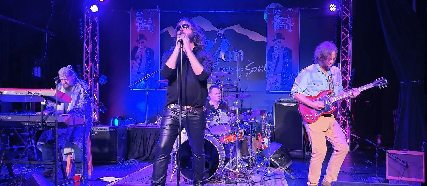 Mojo Risin - A Tribute to the Doors